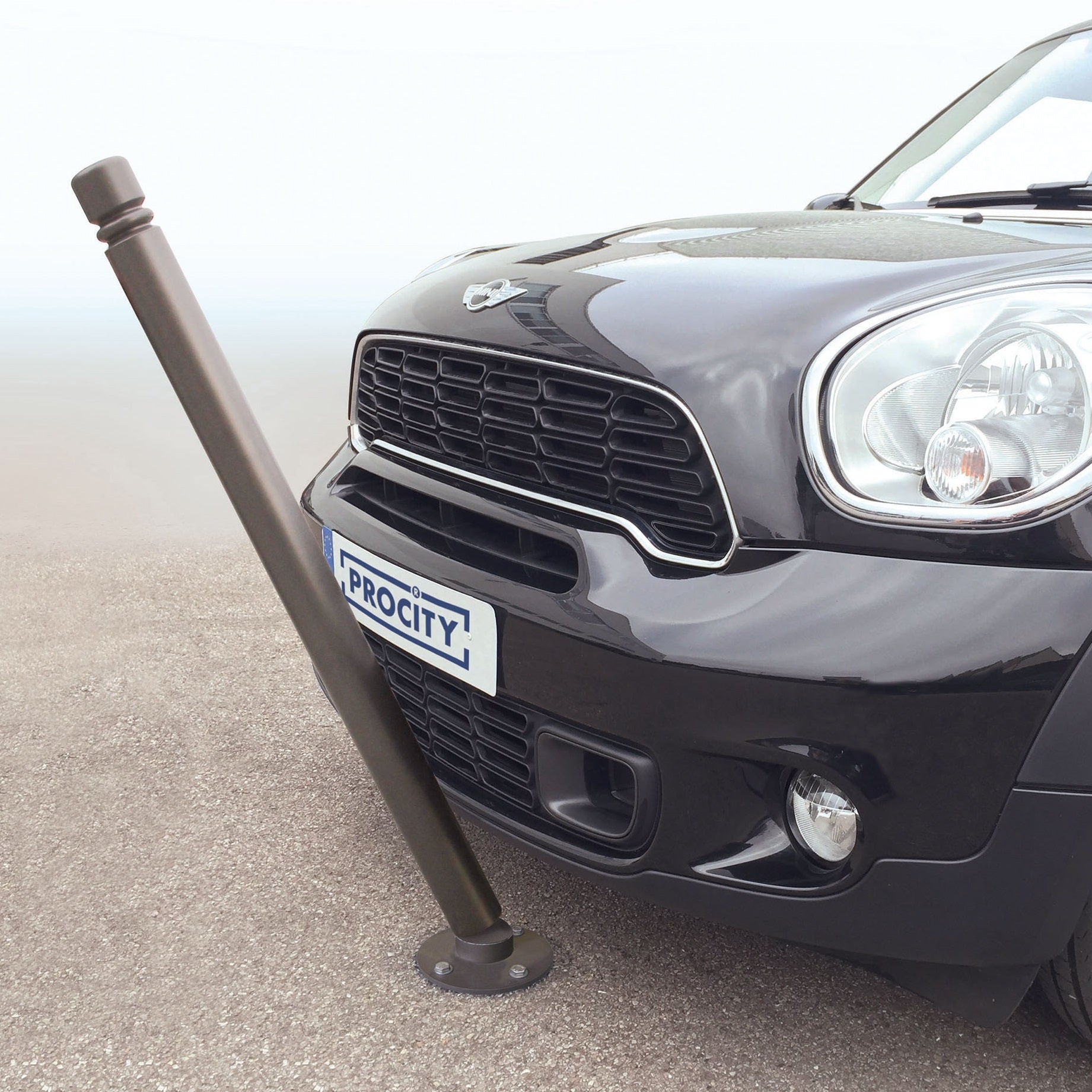 Inclining 'Impact' Bollards | Flexible Bollards | 1000mm high ...